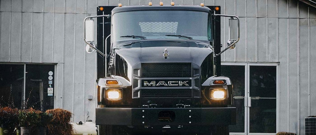 Medium Duty Body Builder Manuals | Mack Trucks